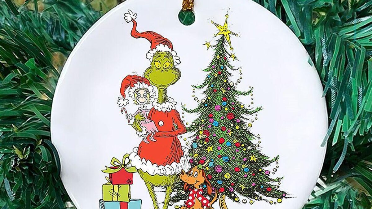 Dr Seuss Christmas Tree This Dr Seuss Grinch Wreath LED Christmas